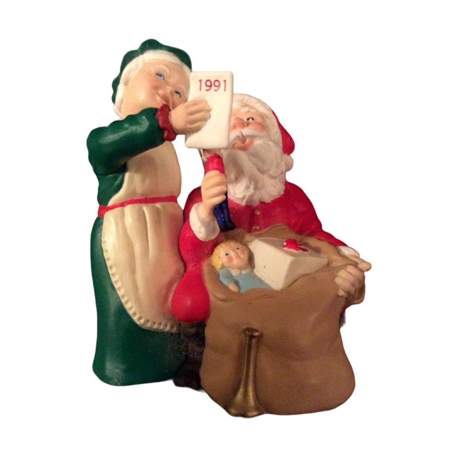 1991 Checking His List Hallmark Ornament (Mr. and Mrs. Claus) QX4339 ...