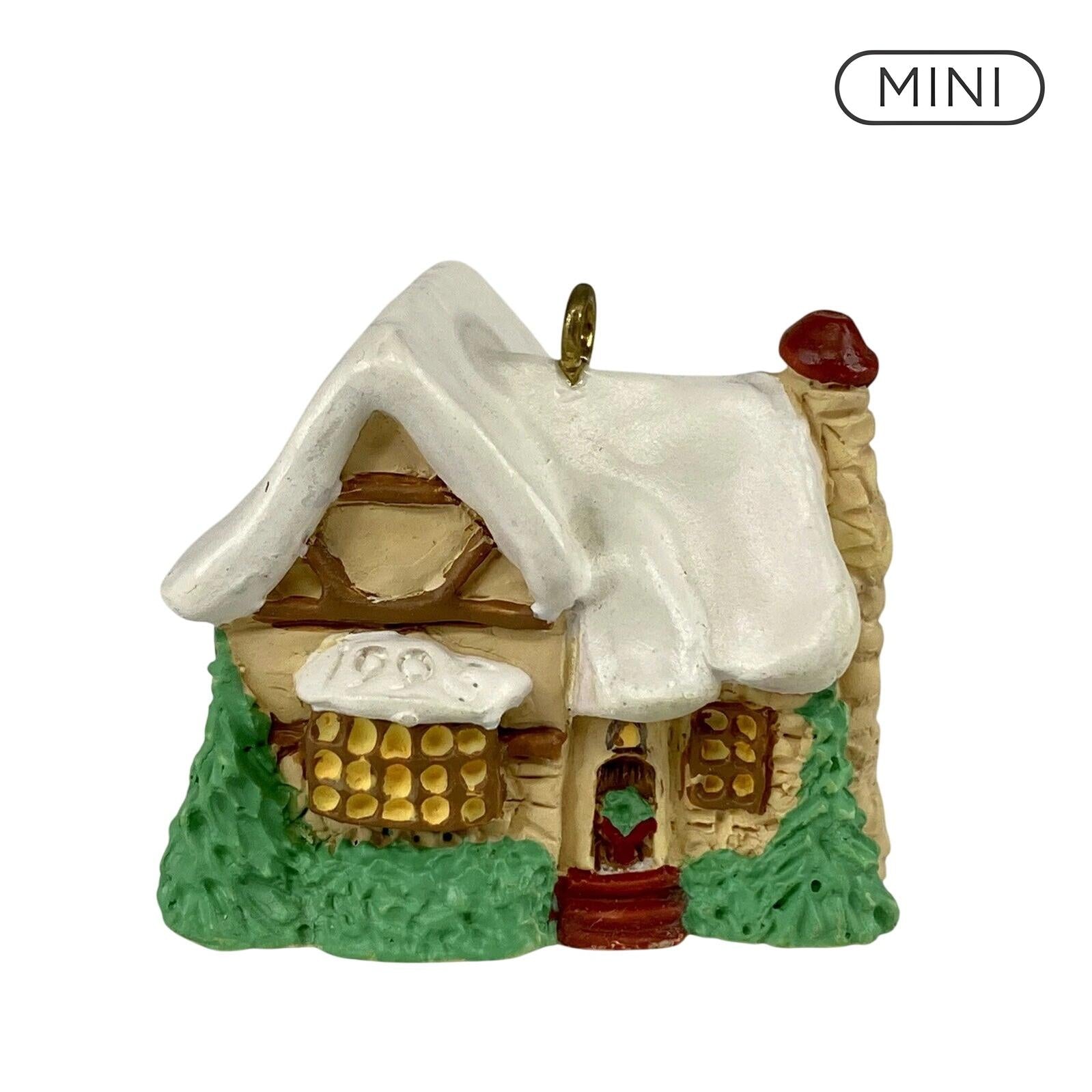 1995 Tudor House Hallmark Ornament (Old English Village) QXM4819 ...