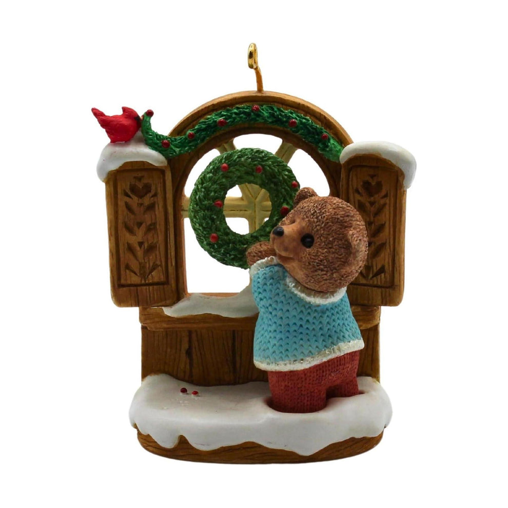 1996 Welcome Sign Hallmark Ornament (Tender Touches) QX6331 – Already ...