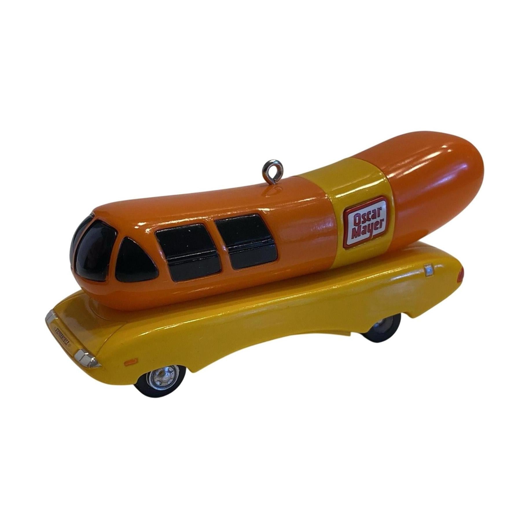 2001 Hallmark Ornament (2000) Oscar Mayer Wienermobile Hallmark ...