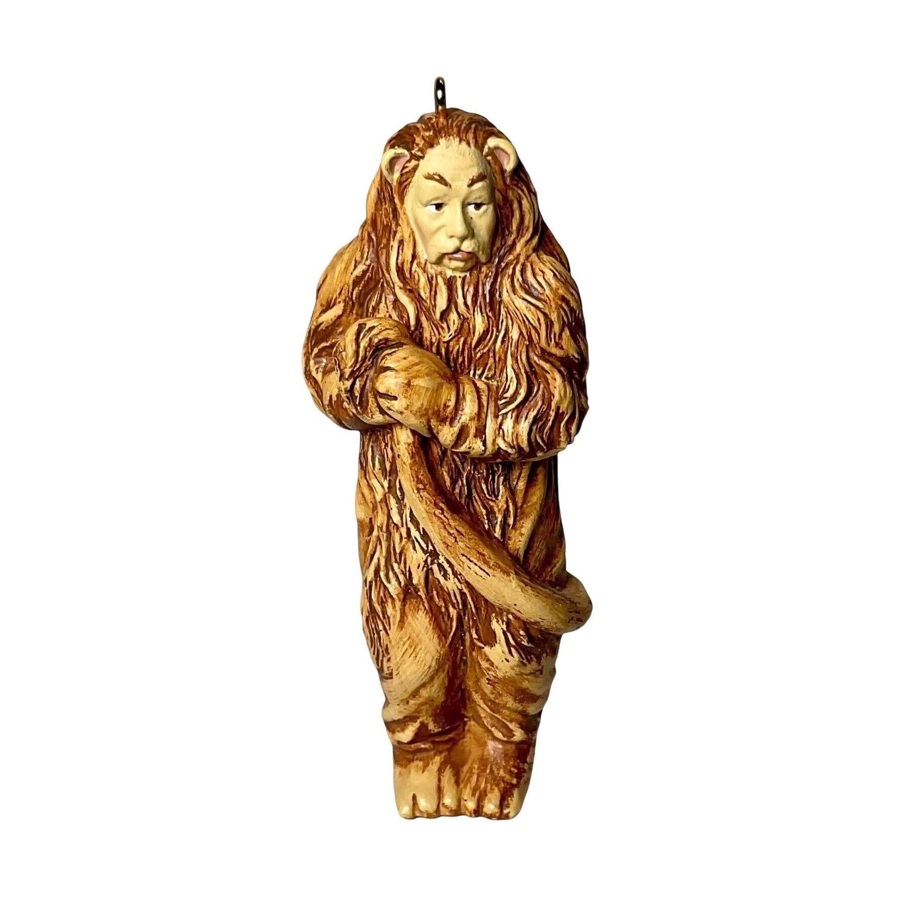 1994 The Cowardly Lion Hallmark Ornament (The Wizard of Oz) QX5446 ...